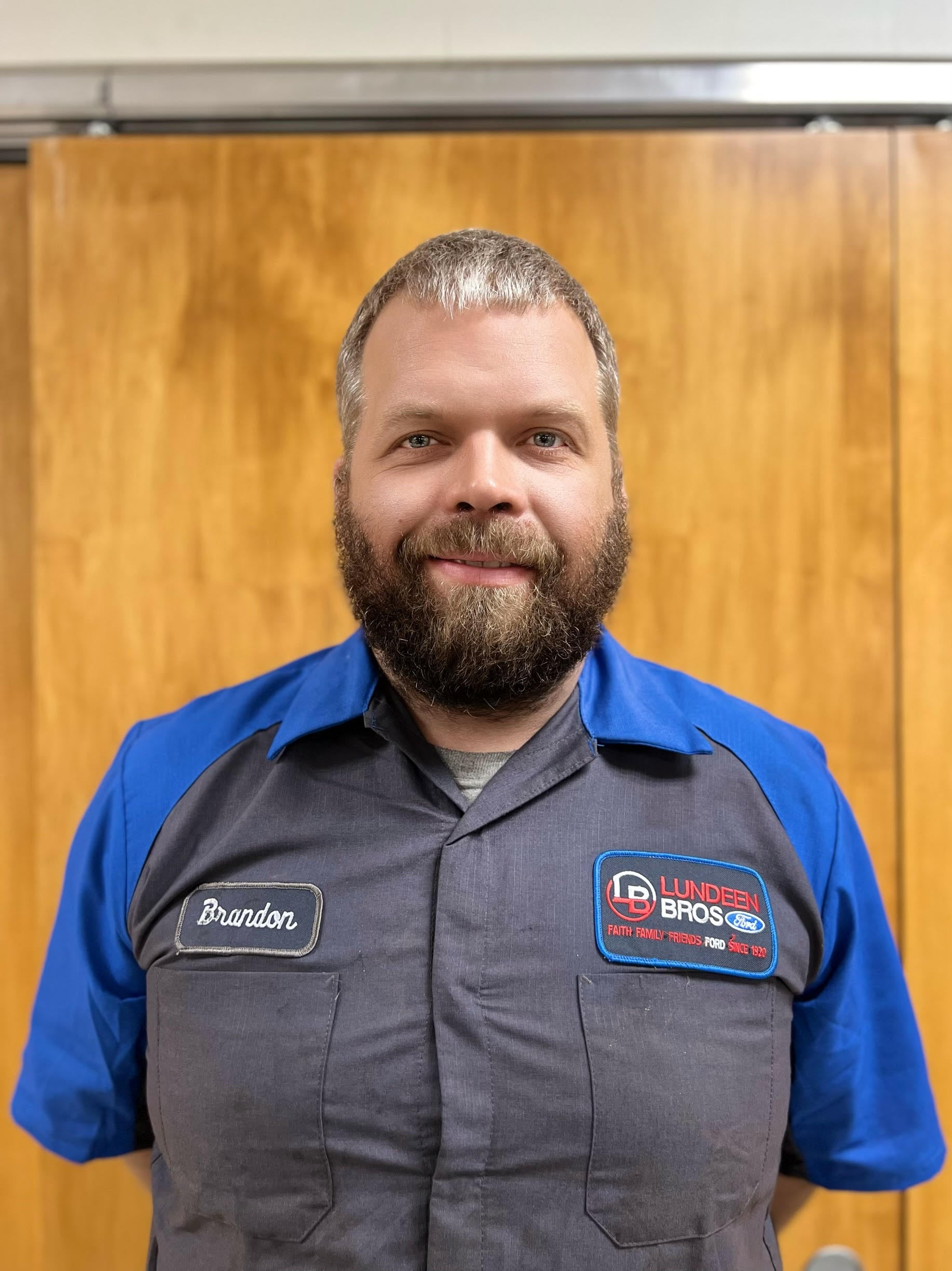 Lundeen Brothers Ford of Annandale Inc. Staff | Meet Our Ford Team